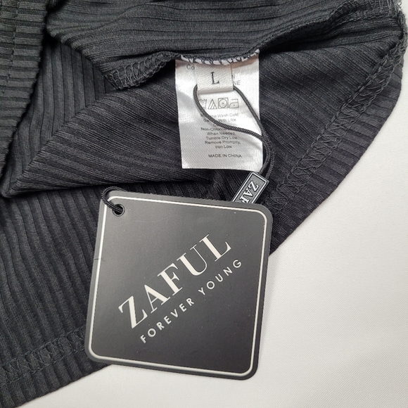 Zaful | Tops | Nwt Zaful Offtheshoulder Crop Top | Poshmark